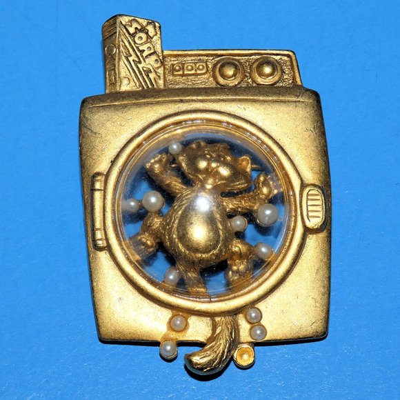 Ajc | Jewelry | Vintage Ajc Cat In Washing Machine Brooch Pin Soap ...